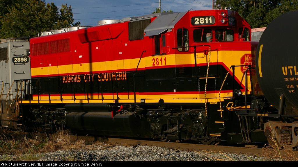 KCS 2811, a "Baby Belle",